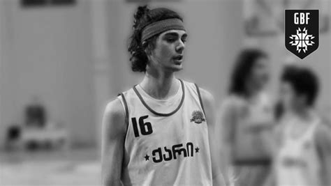 წყნეთში დაღუპული 15 წლის ბიჭი კალათბურთელი დავით ჟღენტია