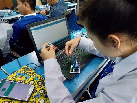 Bootcamp Arduino MicroBrain Academy Bootcamp Arduino MicroBrain Academy