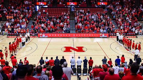 Nebraska Basketball Returns To Devaney For The First Time Since 2013