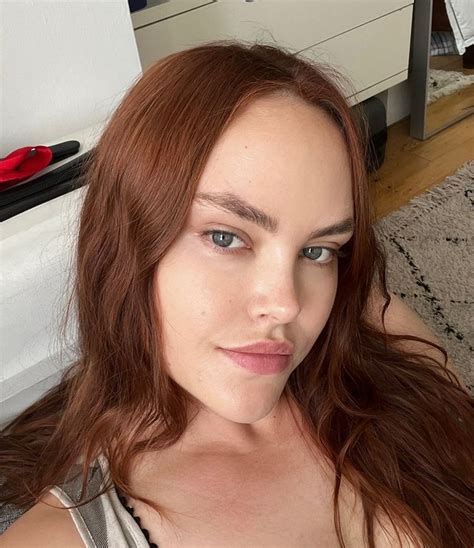 An Aesthetician Shares The Best Radio Frequency Devices Who What Wear