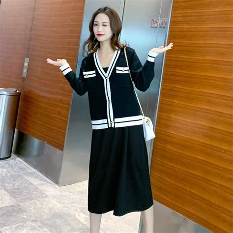 Fall Maternity Fashion 2022