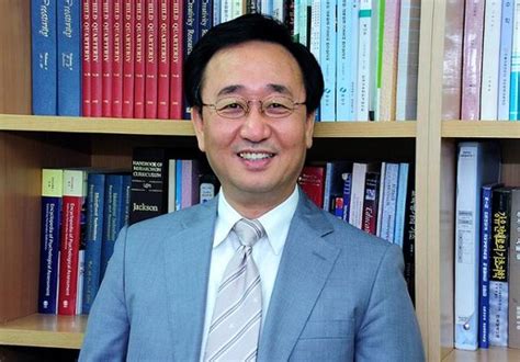 최호성 경남대 교수 차이와 다름을 배려하는 재능교육 번역본 출간 네이트 뉴스
