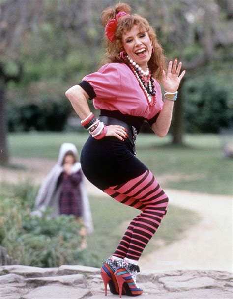 Pictures Of Melanie Hill