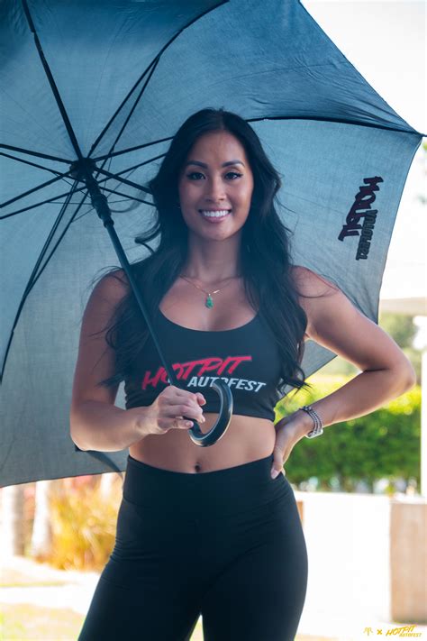 Model Phi Tu Always Sunny At The Hotpit Autofest Round 3 By Contributing Photographer Rr Lopez