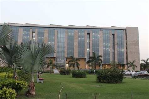 Iiit Delhi Admission 2024 Courses Fees Placement Cut Off