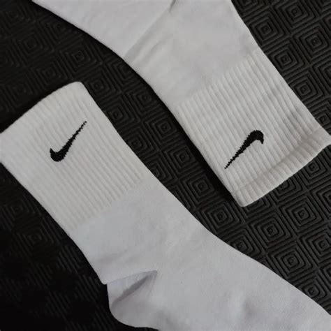 جوراب ورزشی ساق بلند نایک سفید ورزشاپ