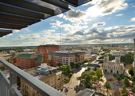 Drury Plaza Hotel San Antonio Riverwalk • A Conference Space