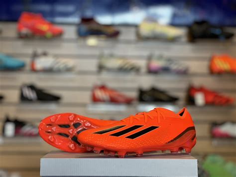 รองเท้าสตั๊ด รองเท้าฟุตบอล รองเท้าฟุตบอลอาดิดาสadidasfg สินค้าพร้อมส่งฟรี Annoutfit Thaipick