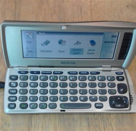 Harganya Fantastis Dulu Ponsel Nokia Jadul Ini Hanya Dimiliki Orang Kaya Intisari