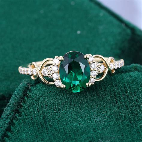 Emerald Gold Wedding Ring 60 Photos