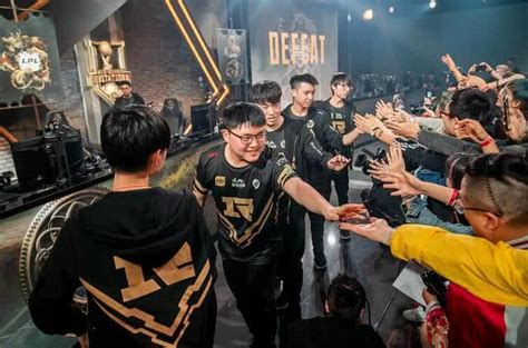 Msi四強賽分組賽程出爐，rng在18號迎戰fnc！uzi：冠軍在等著我 每日頭條