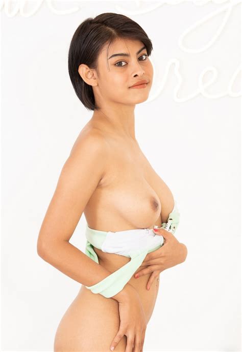 Meng Zheng The Fappening Nude Debut 2020 96 Photos The Fappening