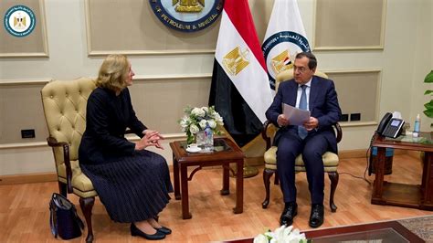 وزير البترول خلال المباحثات المشتركة مع سفيرة جمهورية سولفاكيا بالقاهرة