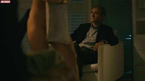 Голая Лора Алеман в Startup