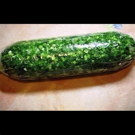 Отидохме на гости на свекървата ей тази жена пак ни изненада такова руло беше спретнала