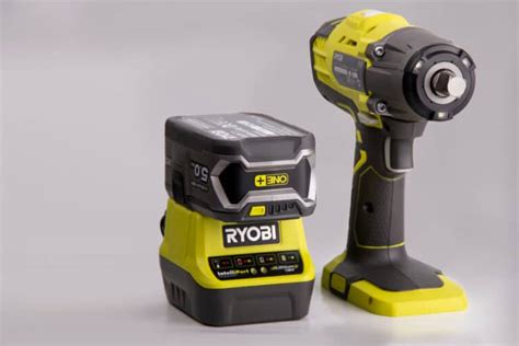 How To Put Screwdriver Bit In Ryobi Drill Easy To Follow Steps Hookedontool