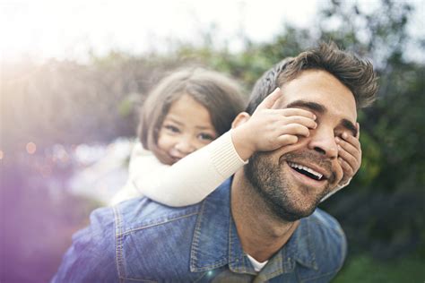 5x Waarom De Relatie Tussen Vader En Dochter Zo Speciaal Is Mama Glossy