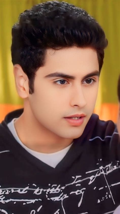 سکانسرویای شیرین جوانی♡‎ ‎part 178 داستان درباره دختری هست به نام روژان که بعد از فوت