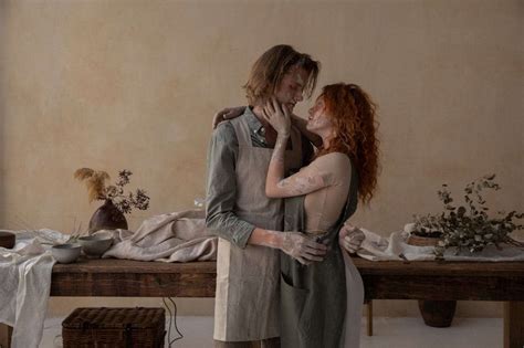 The Hidden Art Of Sex Etiquette 6 Kind Acts For Mind Blowing Intimacy Kiss And Tell Magazine