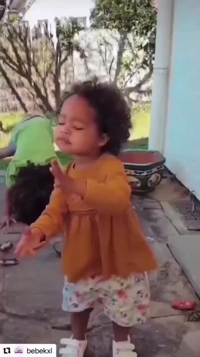 Himanshi Agarwal On Linkedin Graphicdesigner Socialmediahandler