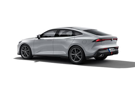 أسعار شانجان Uni V 2025 جديده للبيع فى السعودية يلا موتور السعودية