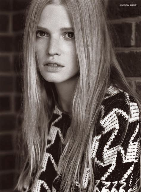 Pictures Of Lara Brookes