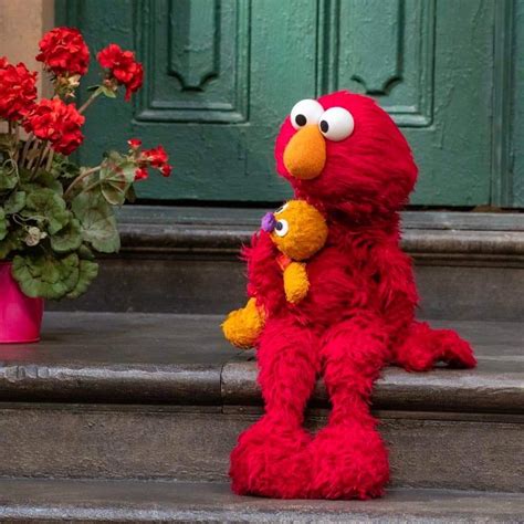 Red Elmo Characters At Harry Northcott Blog