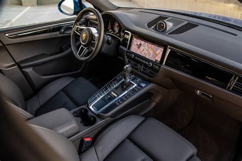 2020 Porsche Macan Specs Prices Mpg Reviews And Photos