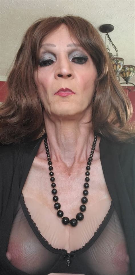 Going Goth 53 Pics Xhamster