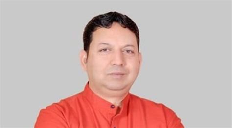 After Vaghelas Resignation Sunil Solanki Quits As Bjp Vadodara