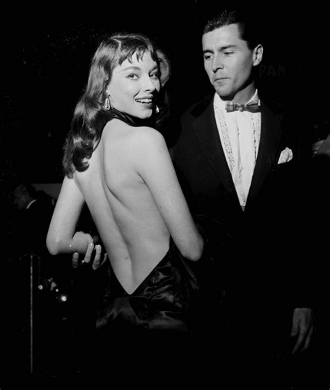 Discover 25 Stunning Photos Of Vikki Dougan Hollywoods Iconic The