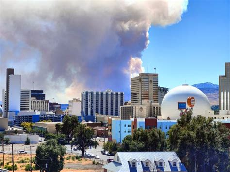 The Davis Fire In Pictures Wildfire Rages South Of Reno