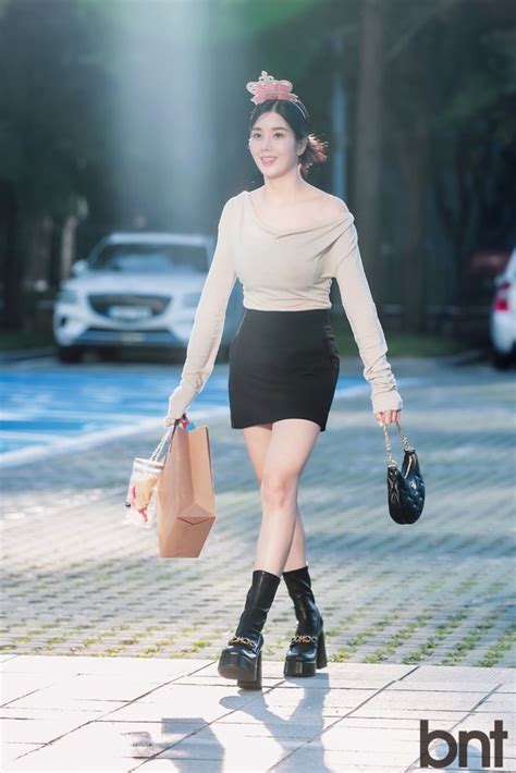 [bnt포토] 권은비 오늘 기분 왕 좋은 대장토끼 네이트 뉴스