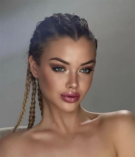 Picture Of Laura Niemas