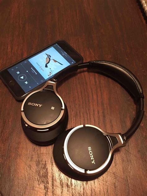 Pin By Eric Test On Eval Dataset In Ear Headphones Headphones Over