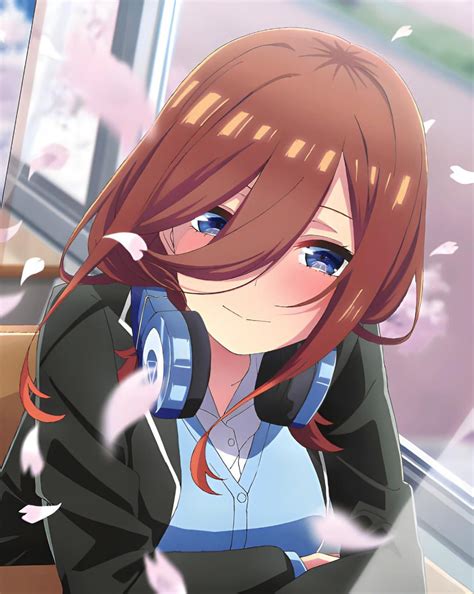 Miku 💙🤍 Quintessential Quintuplets Rawwnime