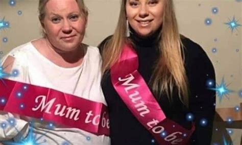mom daughter pregnant at the same time give birth 2 weeks apart