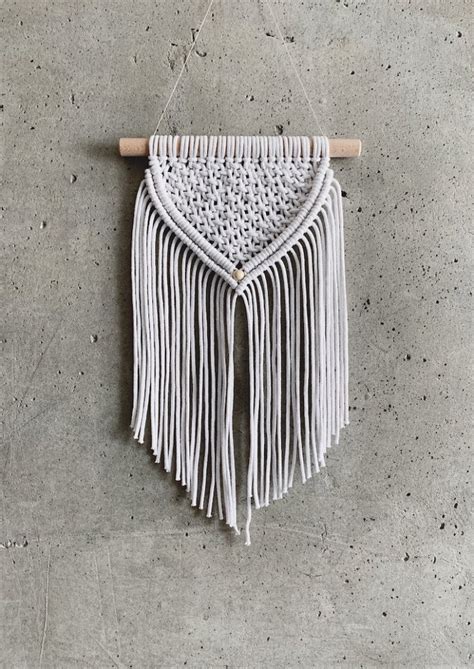 Learn How To Make Macrame Knots And Projects For Free