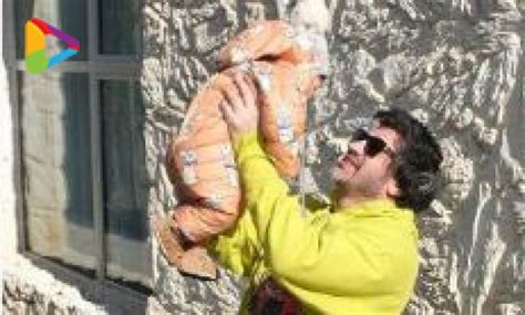 კახა კალაძე ბავშვის ფოტოს აქვეყნებს ფოტოები თბილისის მერის ინსტაგრამიდან პალიტრა ვიდეო