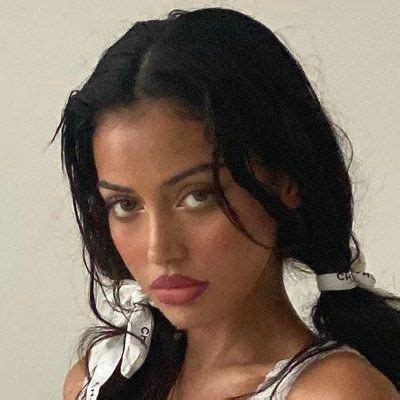 Carina Carrie Mendoza Riot Rules Crooked Sinners By Callie Hart Latina Aesthetic Hair