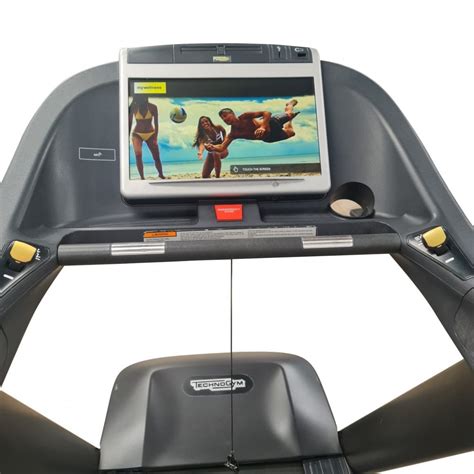 Technogym Excite Run Now 1000 Unity Treadmill Gym Equipment Ireland Kaizen Leisure