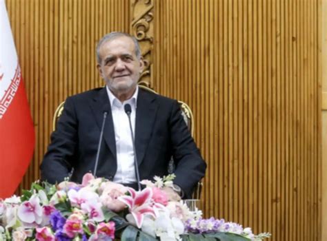 تیپ جدید مسعود پزشکیان در جمع بسیجیان ‌ عکس