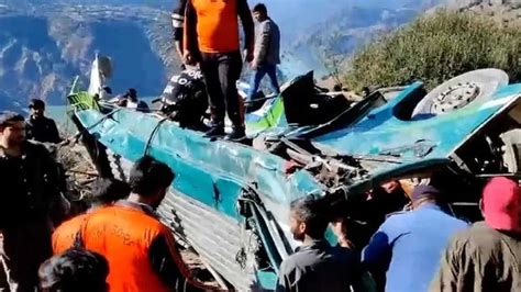 36 Patay Sa Pagkahulog Ng Bus Sa Bangin Sa India Bombo Radyo News