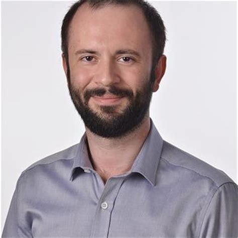 Mert Öztürk Englischlehrer In Berlin