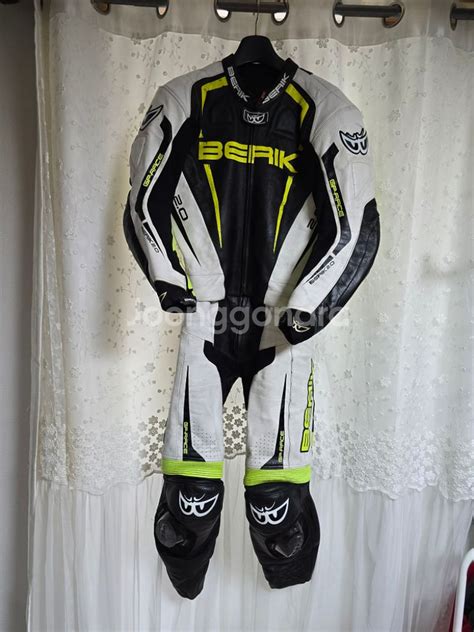 베릭 바이크 레이싱 투피스 슈트 54사이즈 중고나라 카페에서 운영하는 공식 사이트