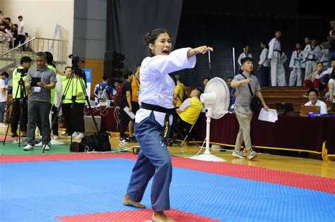 포토 신한대학교 세계태권도 페스티벌 인도네시아 여성선수의 기합경기북도일보