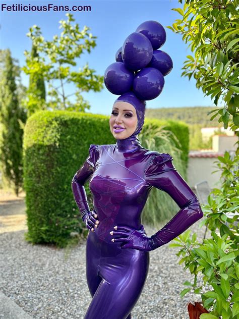 Its My Birthday Tomorrow 🥳 Rmissfetilicious
