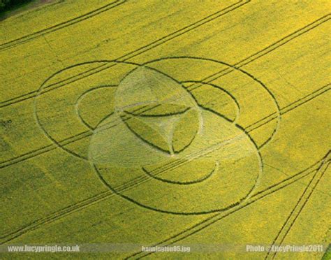 Lucy Pringle Crop Circle Photography
