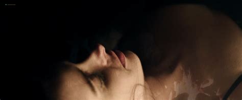 Naked Krysten Ritter In Asthma