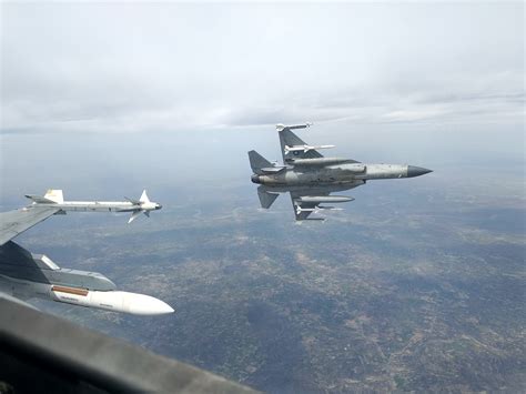 Military ထိုလေကြောင်းတိုက်ပွဲတွင် နှစ်ဖက်စလုံးမှ စုစုပေါင်းတိုက်လေယာဉ် ၁၂၅ စီး ပါဝင်ခဲ့ပြီး